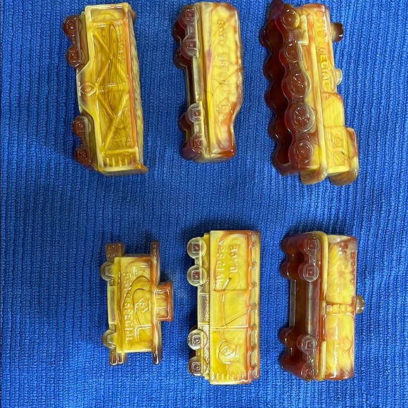 Boyd’s | Other | Vintage Boyds Special Art Glass Train Car Set | Poshmark